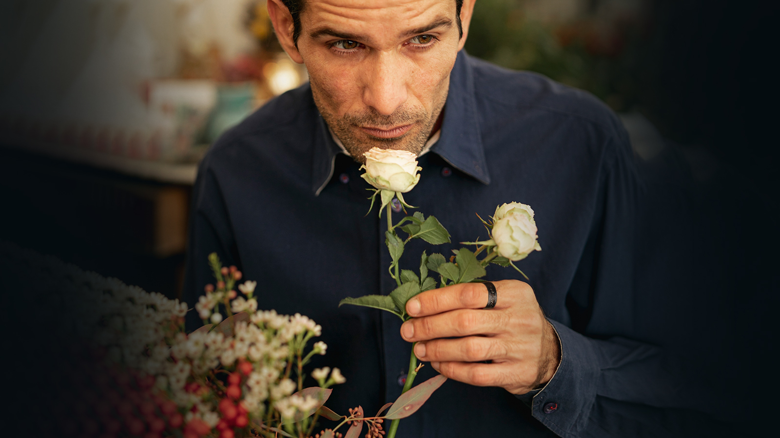 Left Index Ring: History, Style & Symbolism